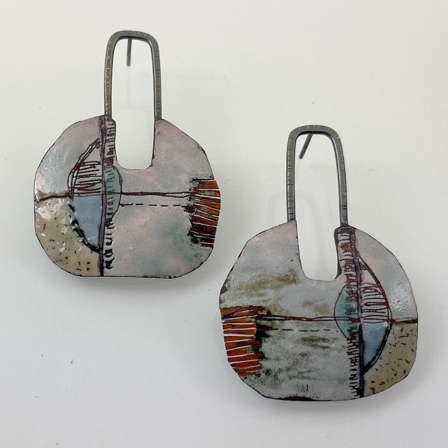 Dynamic Duo: Virtual Solder and Enamel Workshop with Anne Havel – B Golden Jewelry School